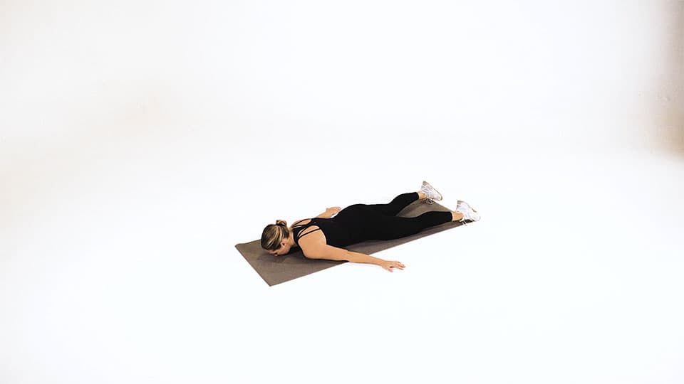 Plank with Shoulder Taps - JEFIT