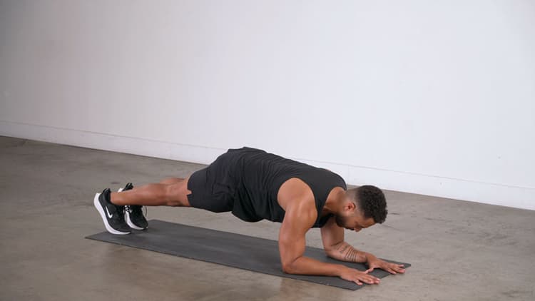 Plank with Shoulder Taps - JEFIT