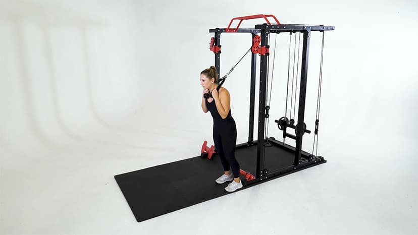 Plank with Alternating Knee Drive - JEFIT