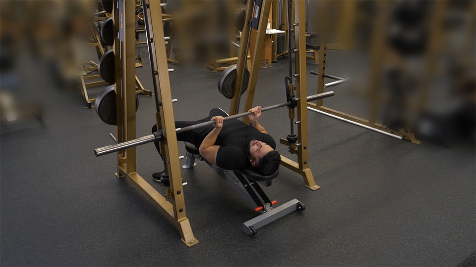 Decline Bench Press Machine