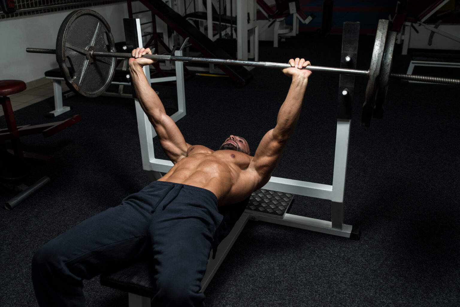 Powerlifting: Essential Exercises & Competition Preparation